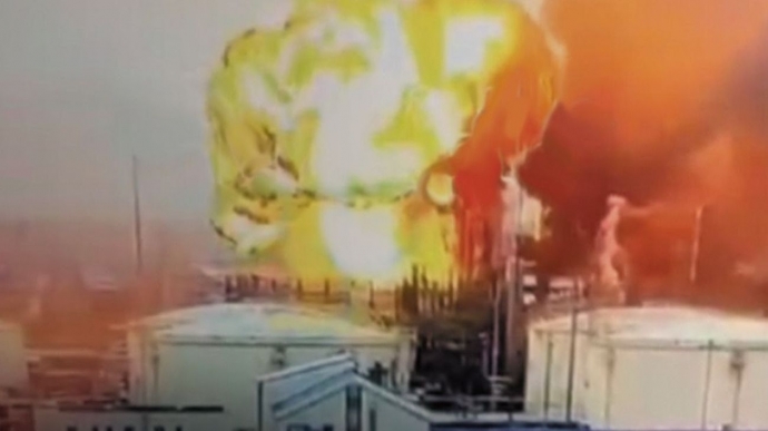 Ukraine strikes Ust-Luga sea terminal in Russia's Leningrad Oblast ...