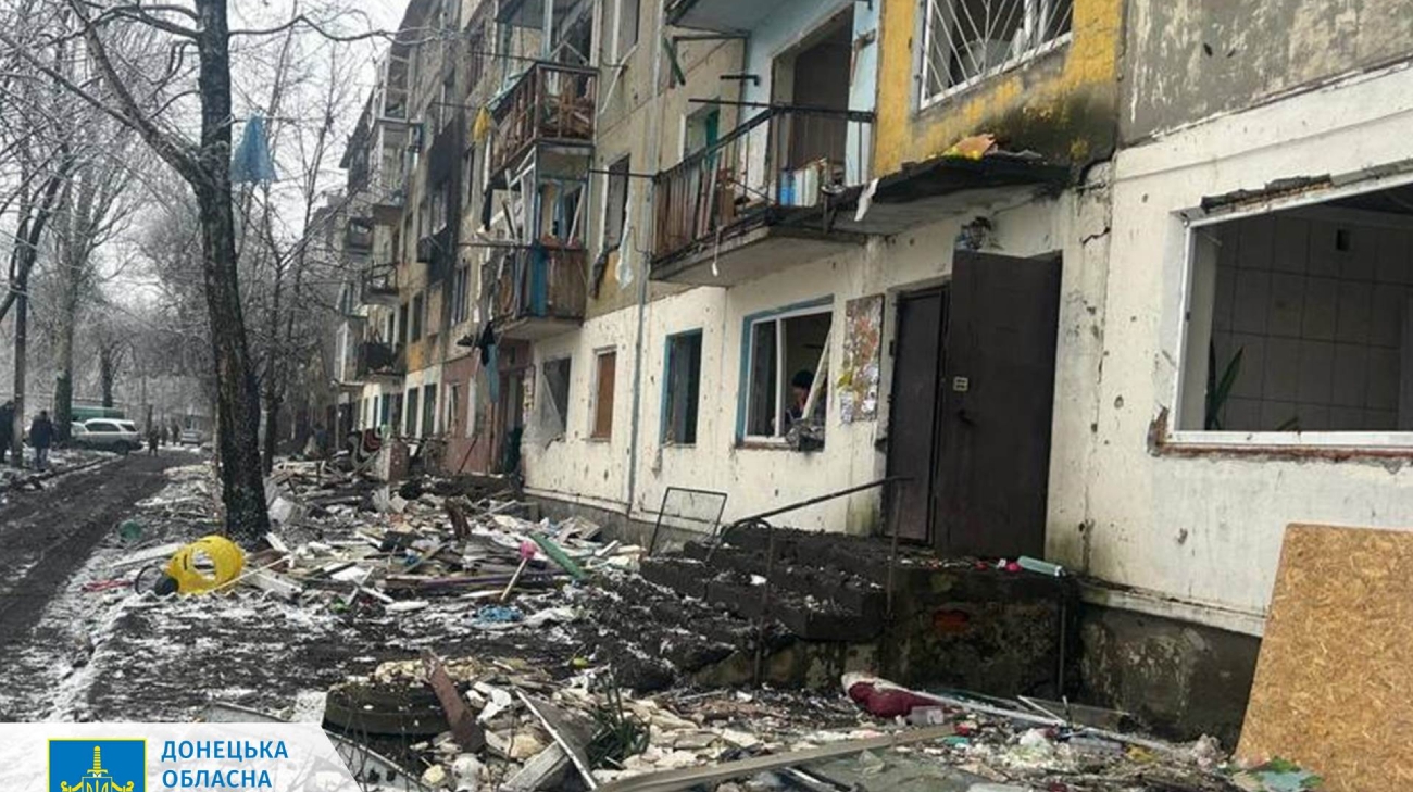 Russians attack Myrnohrad at night with missiles, injuring 2 adults and ...