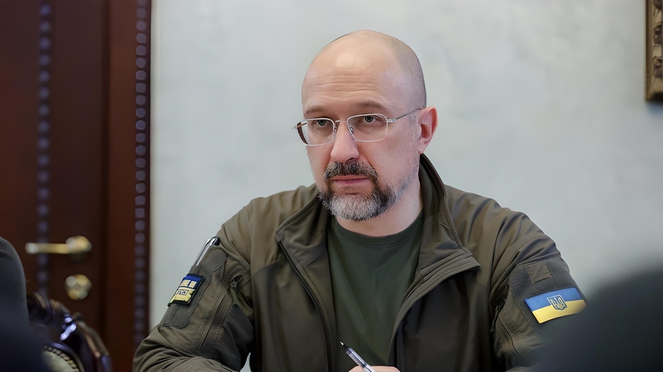 Ukraine's PM commissions to begin construction of new water pipeline to ...