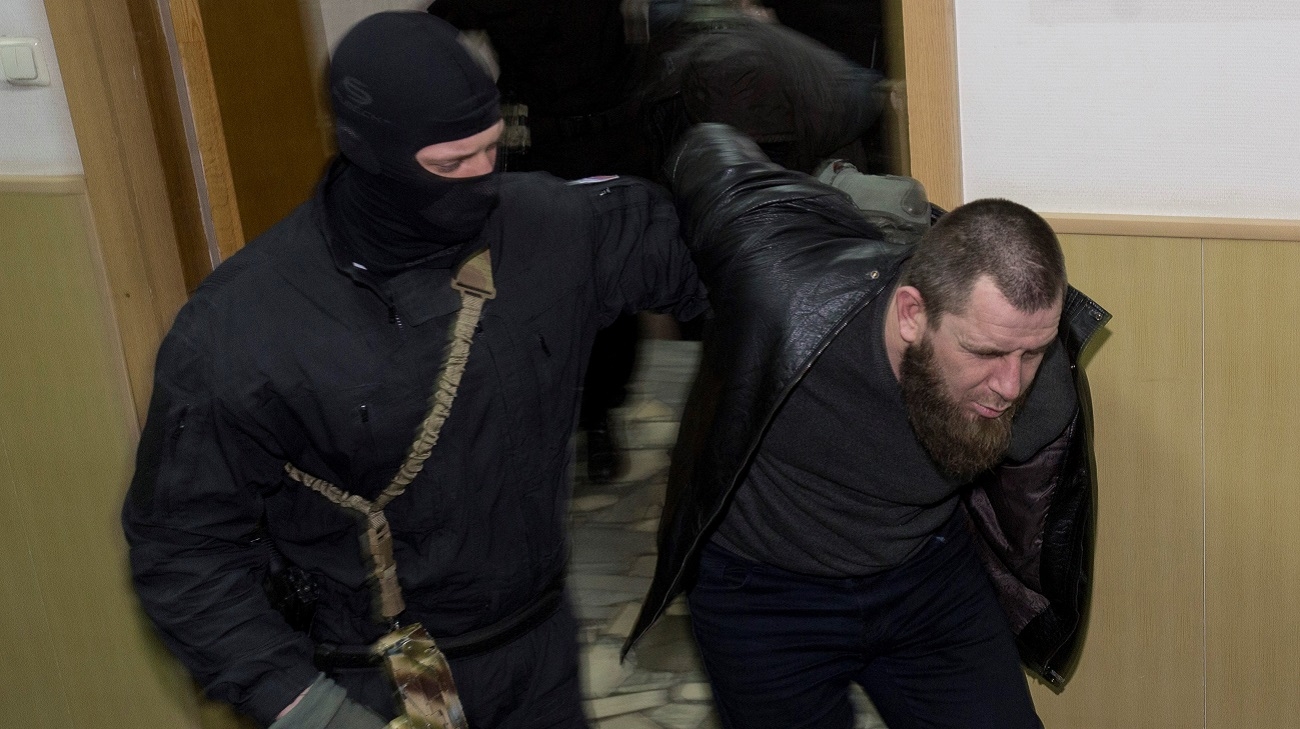 РосСМИ: Осужденный за убийство Немцова на самом деле не воюет, а служит ...