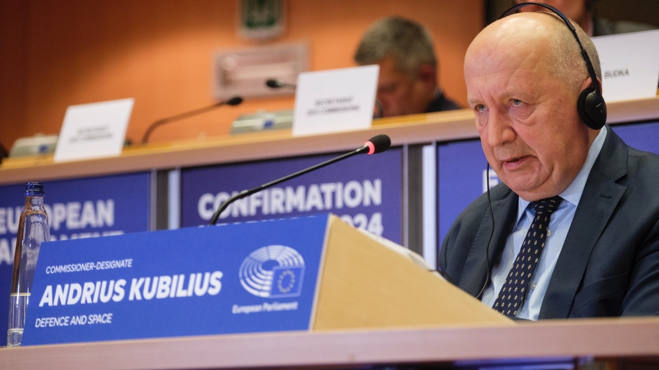 EU to increase artillery shell production to 2 million in 2025 ...