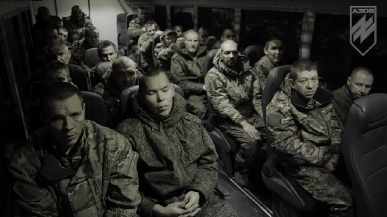 Ukraine's 12th Brigade Azov captures 23 Russian troops on Toretsk front ...