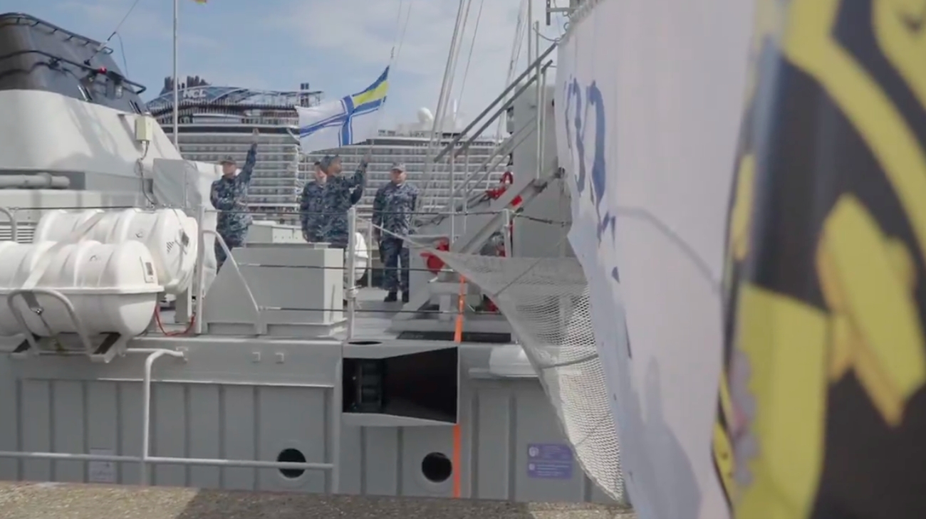 Netherlands and Belgium hand over two minehunters to Ukraine – video ...