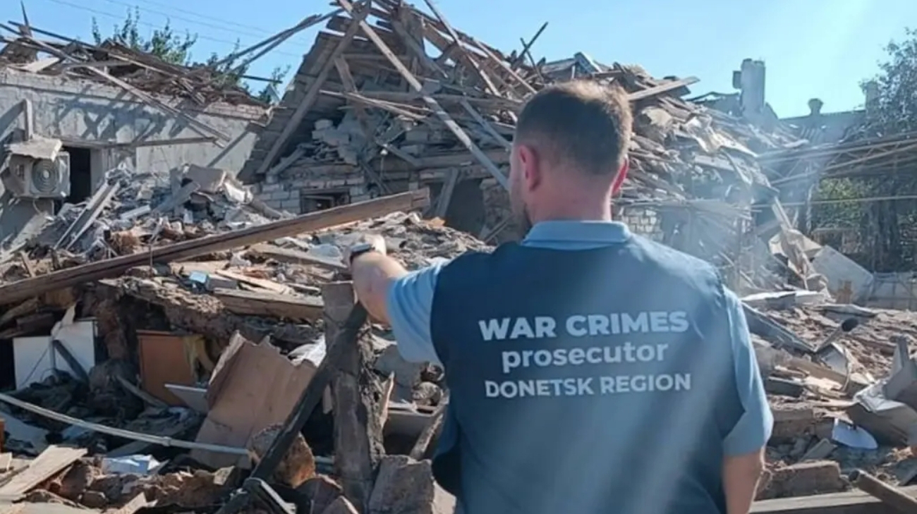 Russian FPV drone strike kills two civilians in Pokrovsk, Donetsk ...